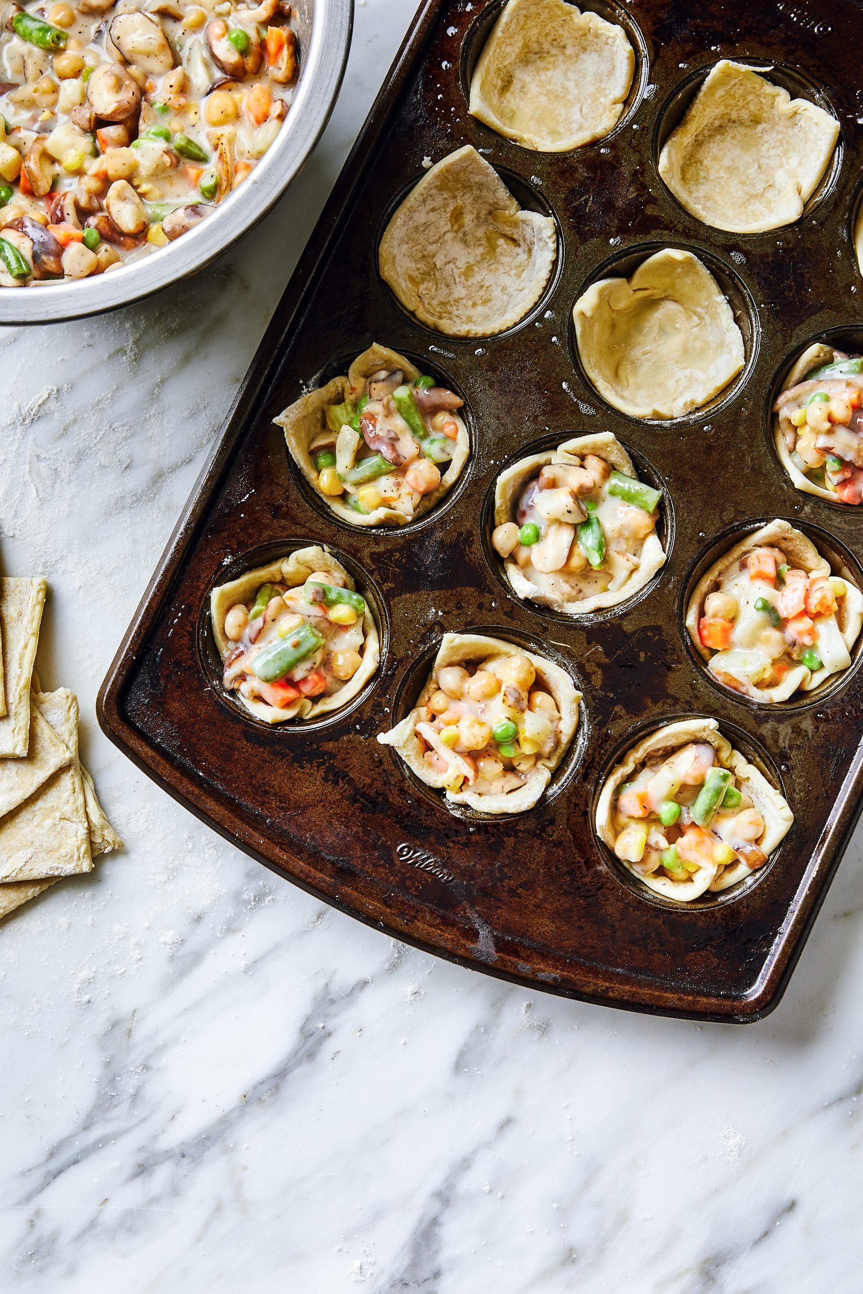 QUICK & EASY MUFFIN TIN (MINI) VEGGIE POT PIES